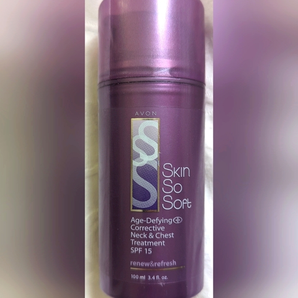 Avon | Skincare | Vintage Avon Skin So Soft Age Defying Corrective Neck ...